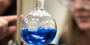 Decorative image for the Associate of Science - Integrated Science ...